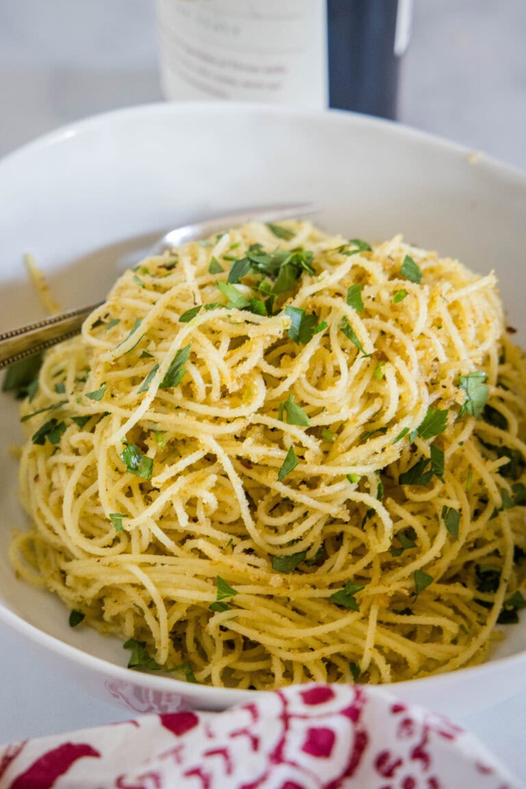 Pasta with Garlic Breadcrumbs
