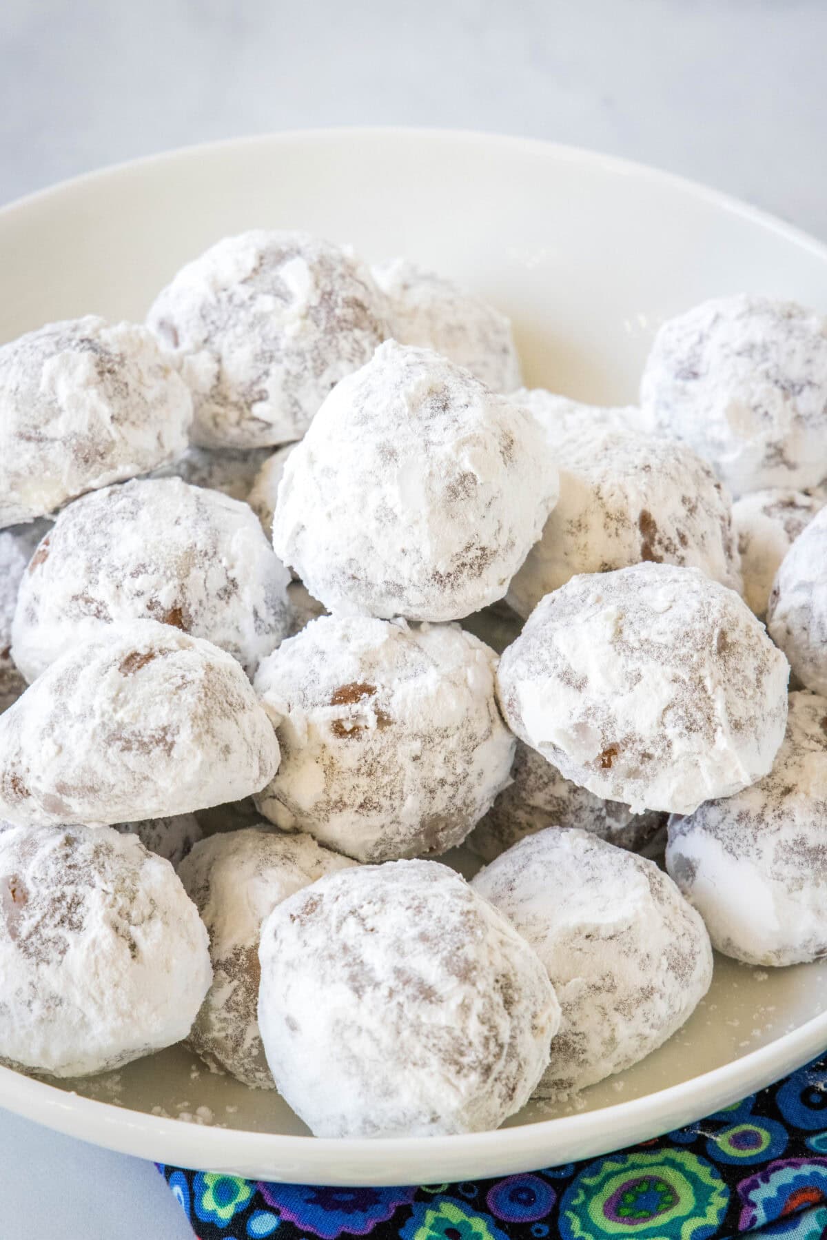Chocolate Snowball Cookies | Dinners, Dishes, and Desserts