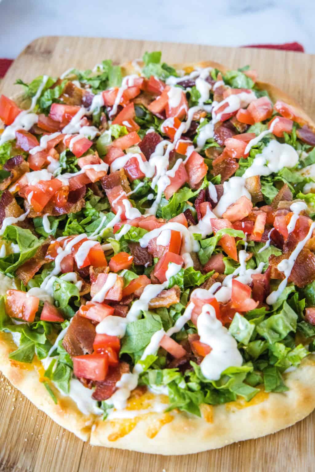 BLT Pizza With Garlic Aioli | Dinners, Dishes, and Desserts
